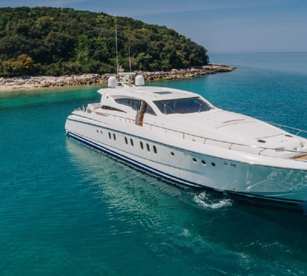 SEA LADY Yacht Charter Details, Dalla Pieta 80 | CHARTERWORLD Luxury ...